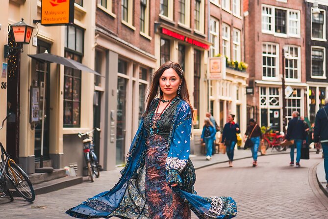 Amsterdam: Private City Centre and Canals Photo walk - Practical Tips for Your Photoshoot