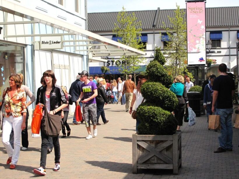 Amsterdam: Private Day Trip to Designer Outlet Roermond - What Makes This Outlet Special?