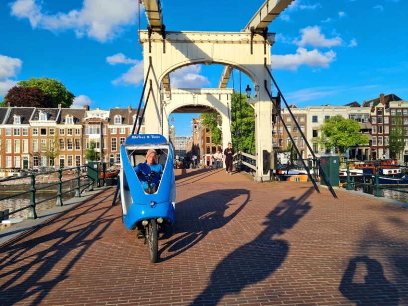 Amsterdam: Private Pedicab Historical Sightseeing Tour - Key Points