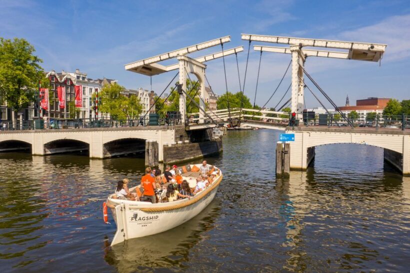 Amsterdam: Private Prosecco Canal Cruise Tour - A Breakdown of the Itinerary