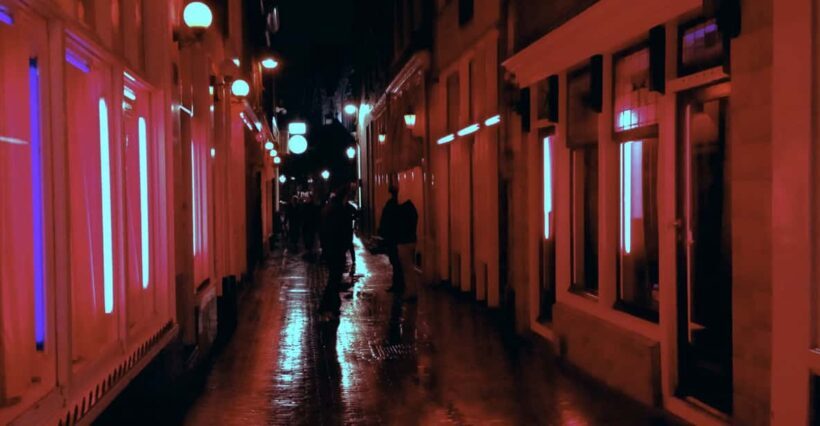 Amsterdam: Private Red Light District Tour in Spanish - Final Thoughts