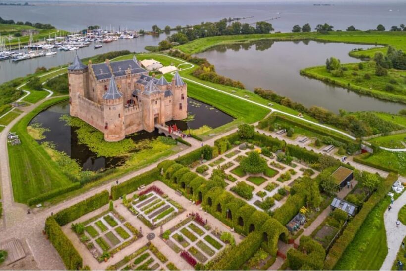 Amsterdam: Private Tour of Kröller-Museum Het Loo Muiderslot - Who Will Enjoy This Tour?