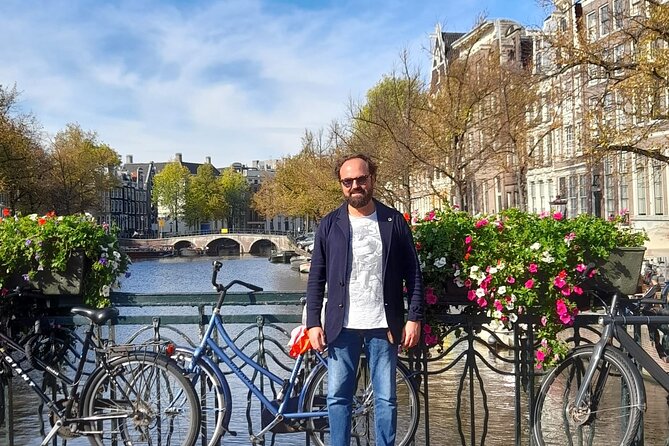 Amsterdam : Private Walking Tour With A Guide (Private Tour) - Exploring Amsterdams Rich History