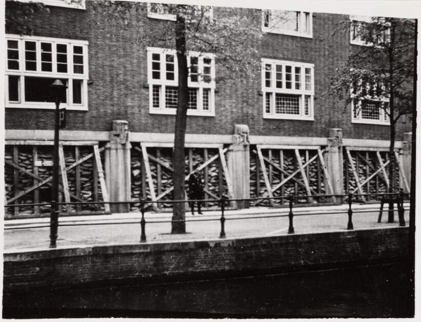 Amsterdam: Private World War Two History Walking Tour - An In-Depth Look at the Tour Experience