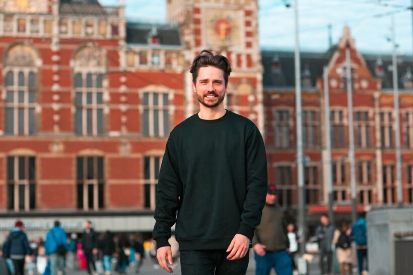 Amsterdam: Professional photoshoot at Centraal Station - FAQ