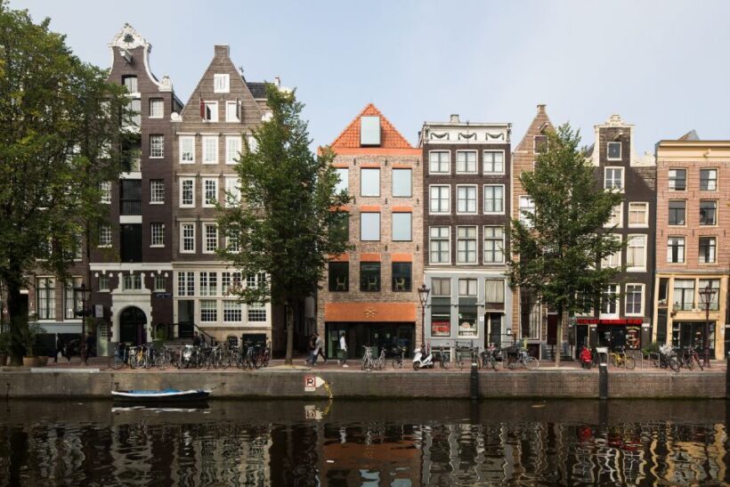 Amsterdam: Red Light District 1-hour Smartphone Audio Tour - Detailed Review of the Tour Experience