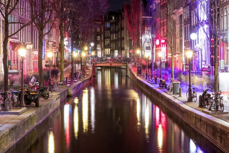 Amsterdam: Red Light District Guided Walking Tour - Key Points