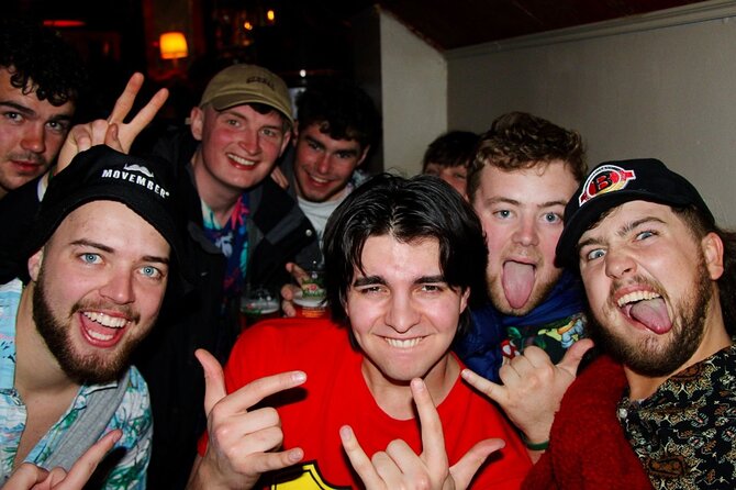 Amsterdam Red Light District Pub Crawl Review - Socializing With Fellow Travelers