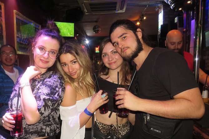 Amsterdam Red Light District Pub Crawl Review - Highlights and Lowlights of the Tour