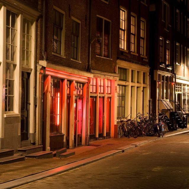 Amsterdam Red Light District tour with a local guide - Key Points