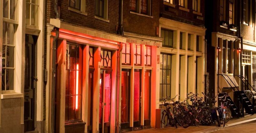 Amsterdam Red Light District tour with a local guide - An In-Depth Look at the Tour Experience