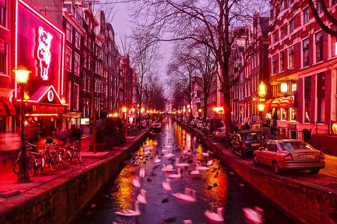 Amsterdam Red Light District Walking Tour - Weather Policy and Photography Restrictions