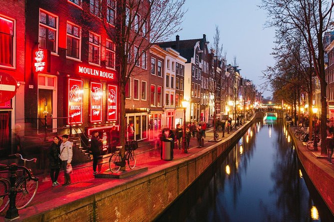 Amsterdam Red Light District Walking Tour - Health and Age Restrictions