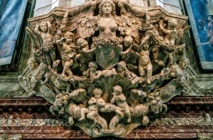 Amsterdam: Skip-the-line Royal Palace Private Guided Tour - Exploring Amsterdam’s Old Town & Key Landmarks