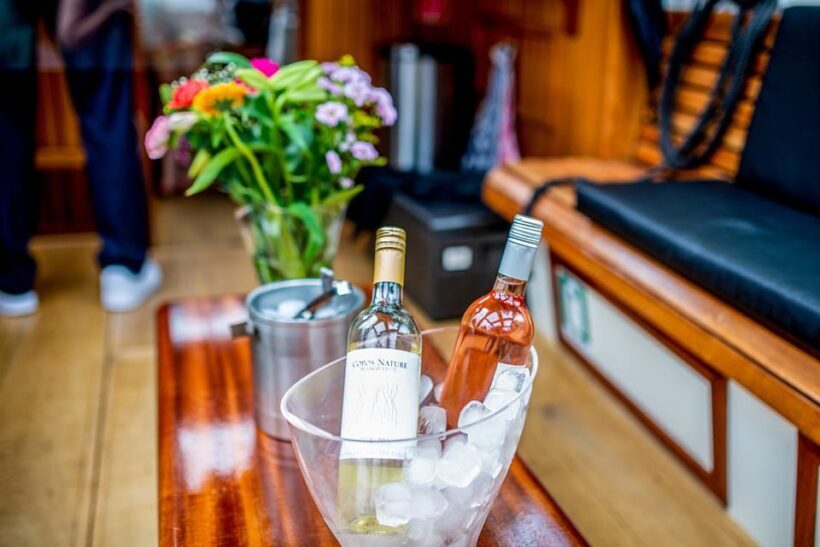 Amsterdam: Small-Group Canal Cruise incl. Drinks and Snacks - The Route in Detail