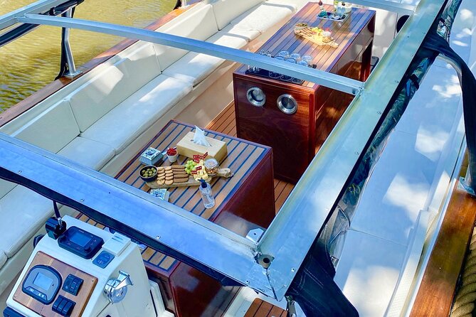 Amsterdam Small-Group Canal Cruise Including Snacks and Drinks - Practical Details for Future Travelers