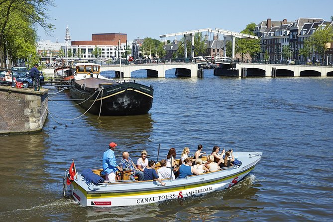 Amsterdam Small-Group Open Boat Tour With Local Guide - Enhancing Your Canal Experience