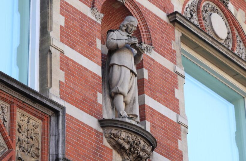 Amsterdam: Stedelijk Museum Guided Tour & Rijksmuseum Option - How the Tour Works: Logistics and Experience