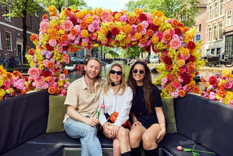 Amsterdam: The Original Flower Boat with Local Guide and Bar - Who should consider this tour?