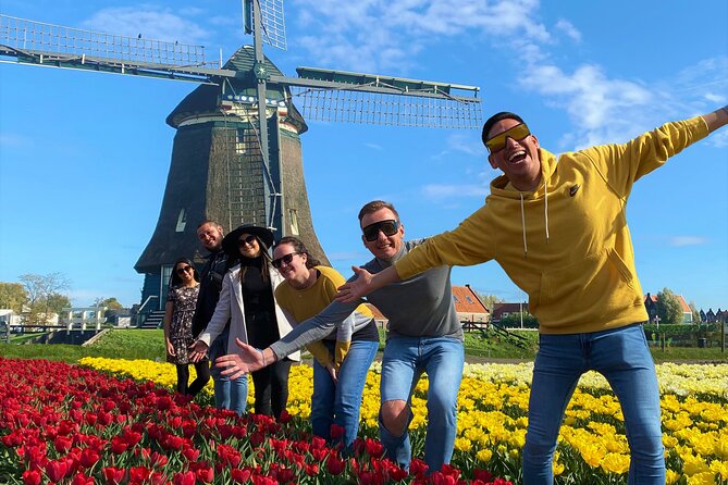 Amsterdam: Tulip Fields Day Tour with Lunch and a Windmill Visit - The Food and Drink Experience