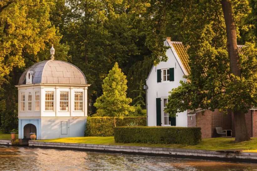 Amsterdam: Vecht River Day Trip with Cruise and High Tea - Key Points