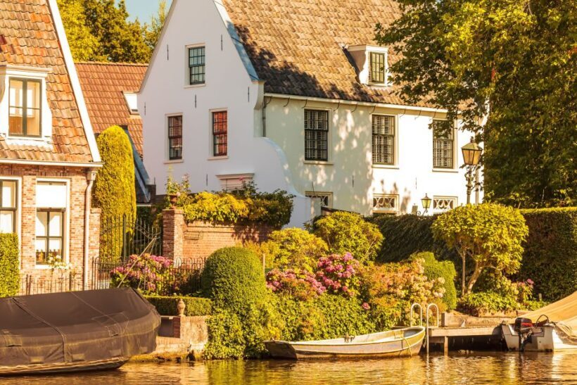 Amsterdam: Vecht River Day Trip with Cruise and High Tea - The Sum Up