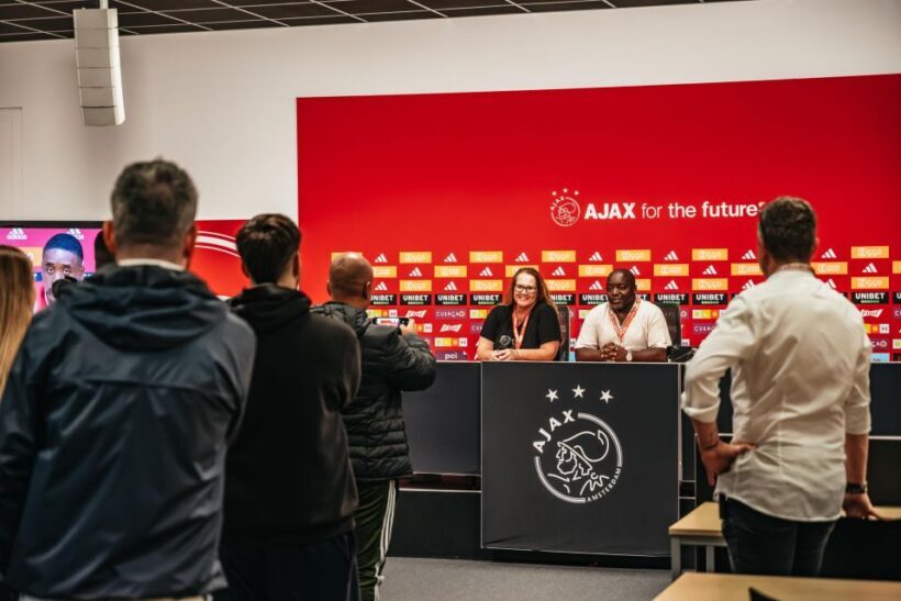 Amsterdam: VIP Johan Cruijff ArenA Tour with Drink and Scarf - Key Points