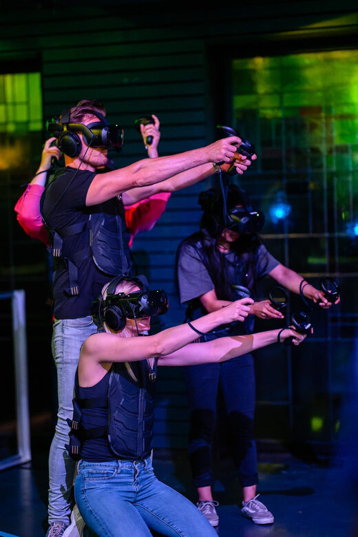 Amsterdam: VR Game Park Free-Roaming Experience - Key Points