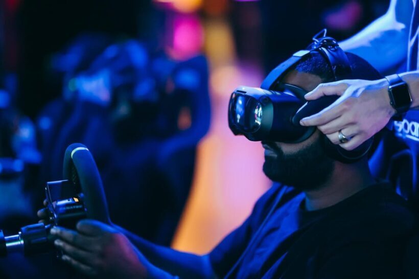 Amsterdam: VR Starter Pack with 6 Tokens - Practical Tips for Your Visit