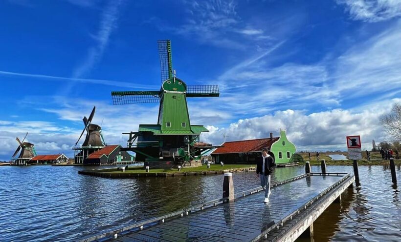 Amsterdam: Zaanse Schans and Giethoorn Day Trip with Cruise - Potential Drawbacks and Considerations