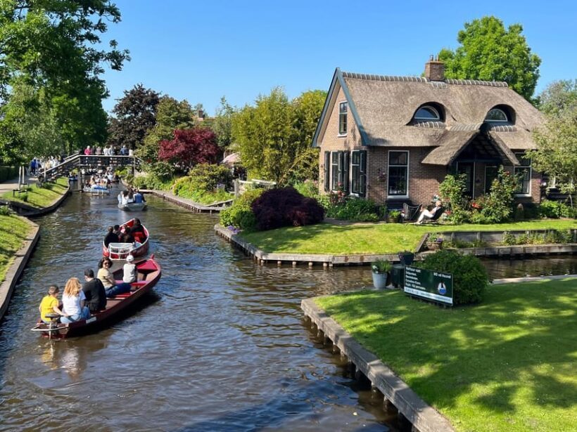 Amsterdam: Zaanse Schans and Giethoorn Guided Combo Tour - Introduction to the Tour