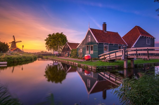 Amsterdam: Zaanse Schans - Volendam - Giethoorn With Boat Tour - Key Points