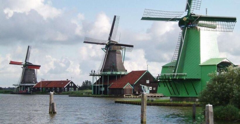 Amsterdam: Zaanse Schans Windmills Bike Tour with Guide - FAQ