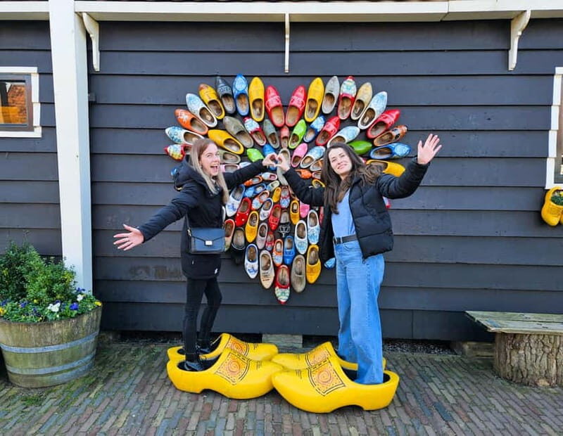 Amsterdam: Zaanse Schans windmills & Volendam Guided Tour - FAQ