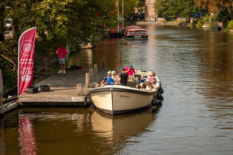 Amsterdam:1.5-Hour Canal Cruise local Guide, Drinks & Snacks - Authentic Experiences and Reviewer Insights
