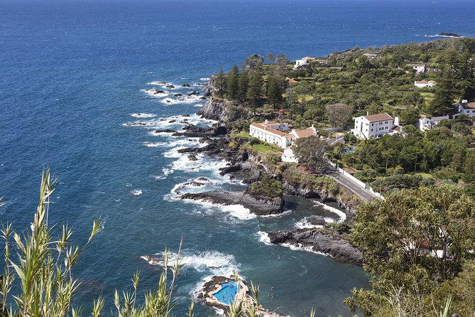 An Adventure Through the EAST of São Miguel Island - Discovering the Chapel of Nossa Sra Da Paz