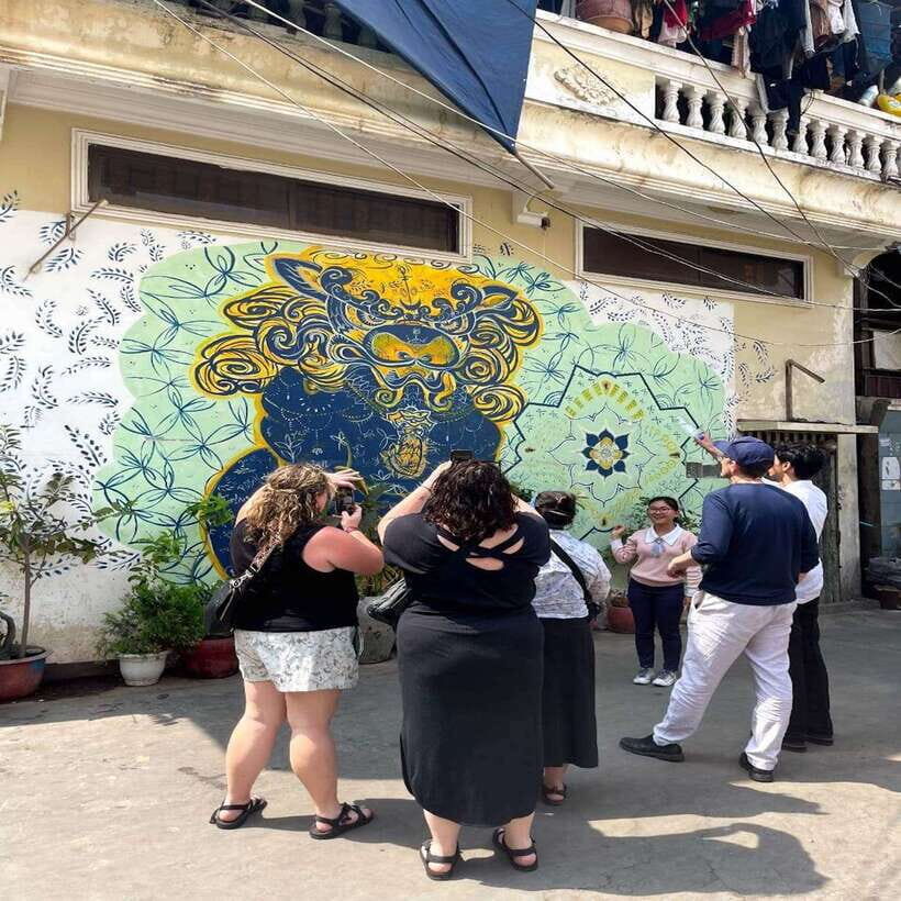 An Afternoon of Contemporary Art in Phnom Penh by Tuk Tuk - What to Wear & Book