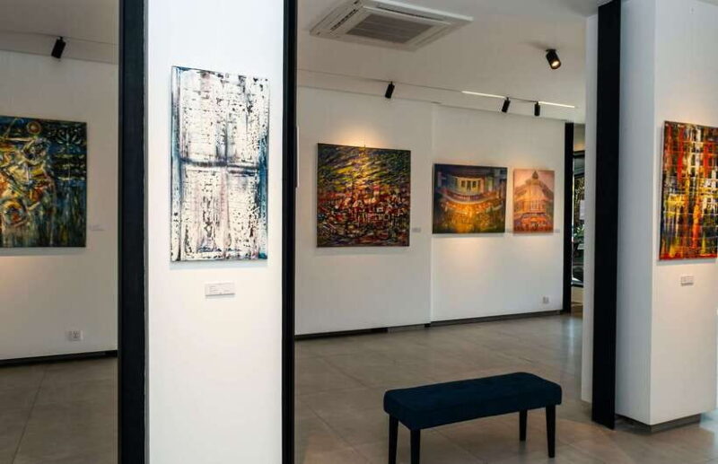An Afternoon of Contemporary Art in Phnom Penh by Tuk Tuk - The Value of This Tour