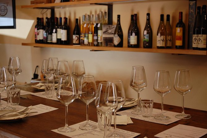 An easy hiking and a wine tasting tour in Cinque Terre - Key Points