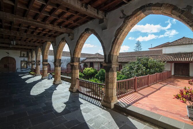 An Express tuk-tuk tour through Funchal Old Town - The Sum Up