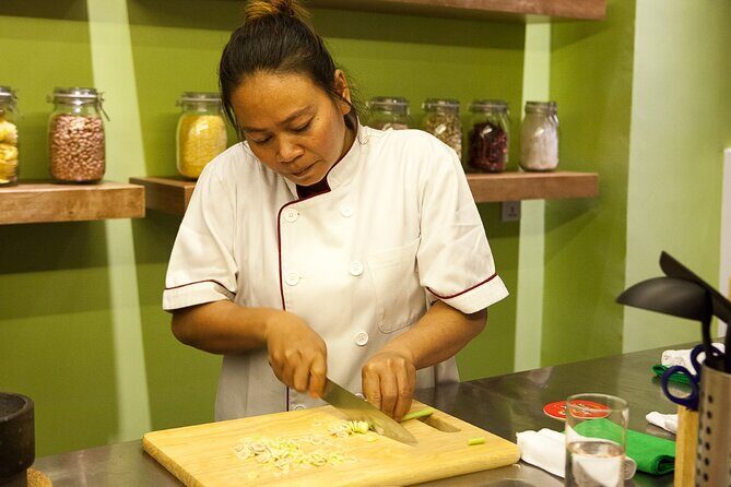 An Introduction to Khmer Cuisine - The Classroom Atmosphere
