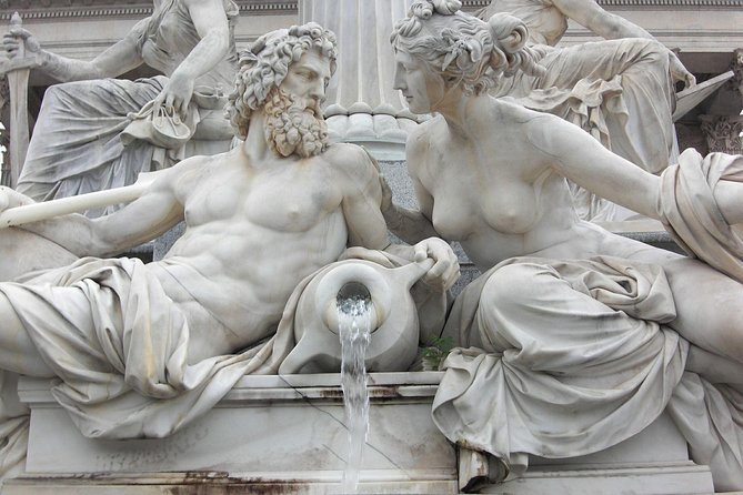 An Introduction to Vienna Walking Tour - Meeting Point and Logistics