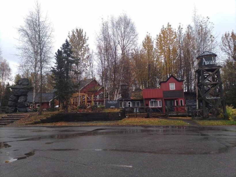 Anchorage City Tour w/ Wild Smoked Salmon & Reindeer Sausage - The Value of the Tour