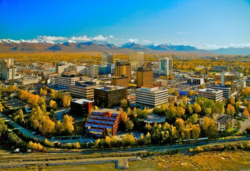 Anchorage: Guided Food and Sightseeing Tour by Van - An In-Depth Look at the Tour Experience