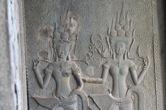 Ancient Temple Explorer Exclusive 3-Day Private Tour - Day 1: From the Earliest Temples in Roluos to Bakheng’s Sunset