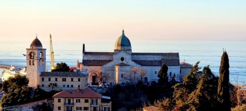 Ancona: City Walking Tour with Wine and Food Tasting - Practicalities and Tips