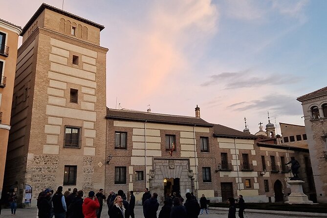 Andalusian Urban Escape - Key Points