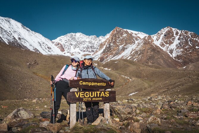 Andes Hiking Experience Full Day - Wildlife and Natural Wonders