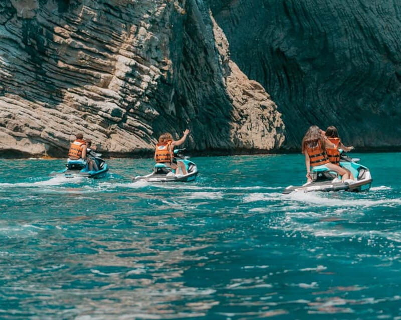 Andratx: Jetski Tour 30' - Why This Jetski Tour Stands Out