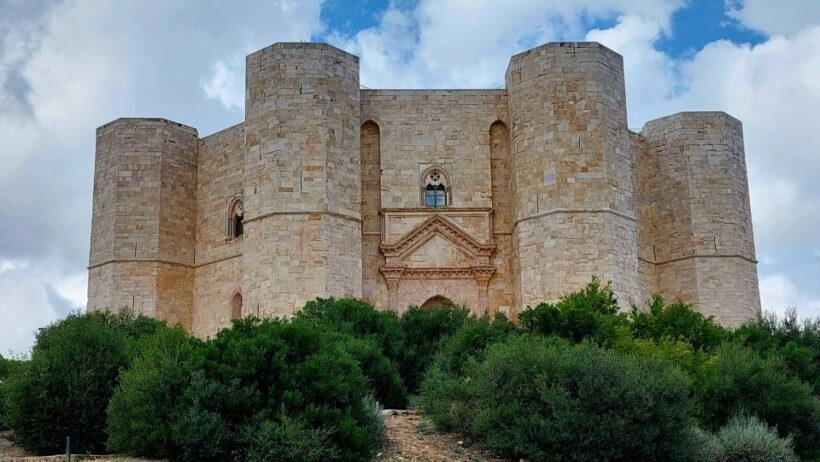 Andria: Castel del Monte Private Historical Tour - The Architectural Wonder